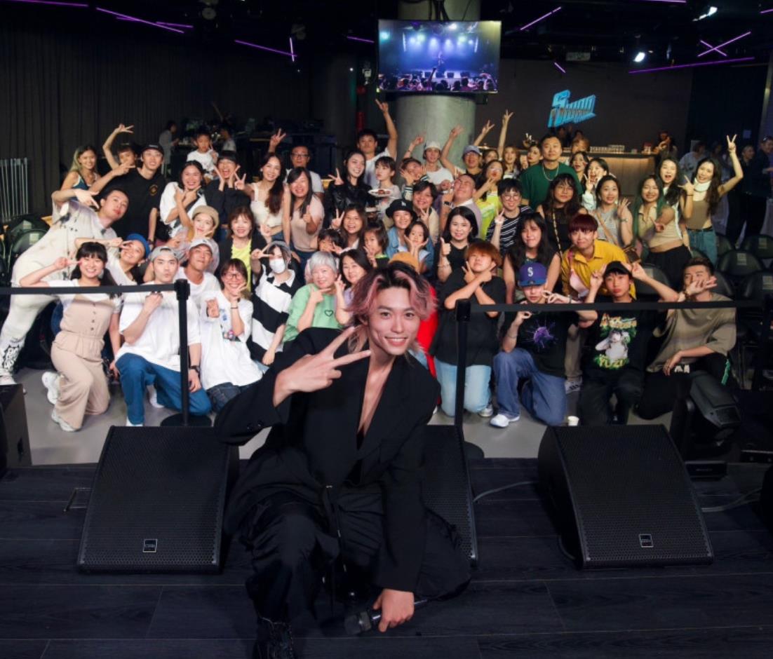 想学F4、5566留长发被打枪 选秀冠军蔡宜轩做回自己收辰亦儒祝福 _国华娱乐网